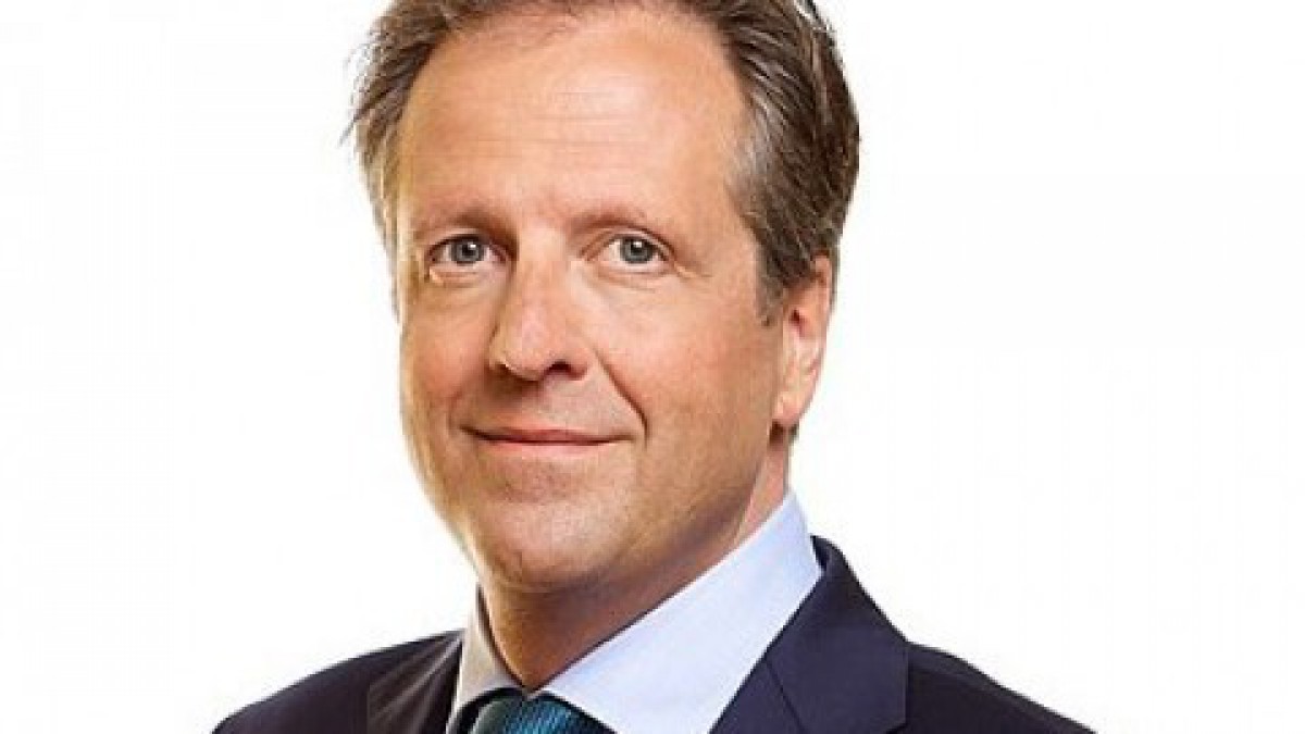 Ons Gooi - Alexander Pechtold is de nieuwe directeur van CBR